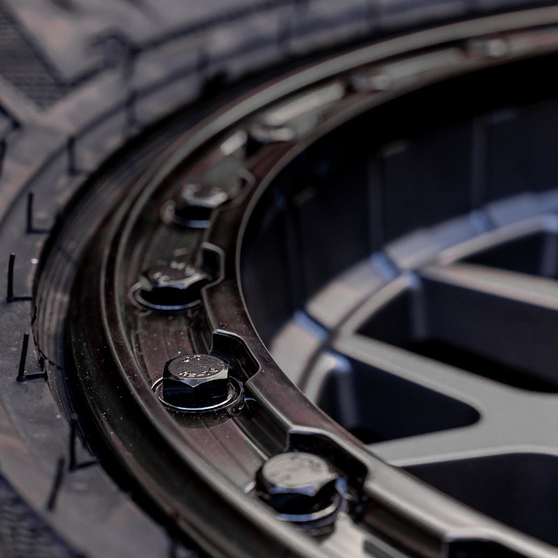 V07 UTV Wheel - Satin Graphite Beadlock Wheel